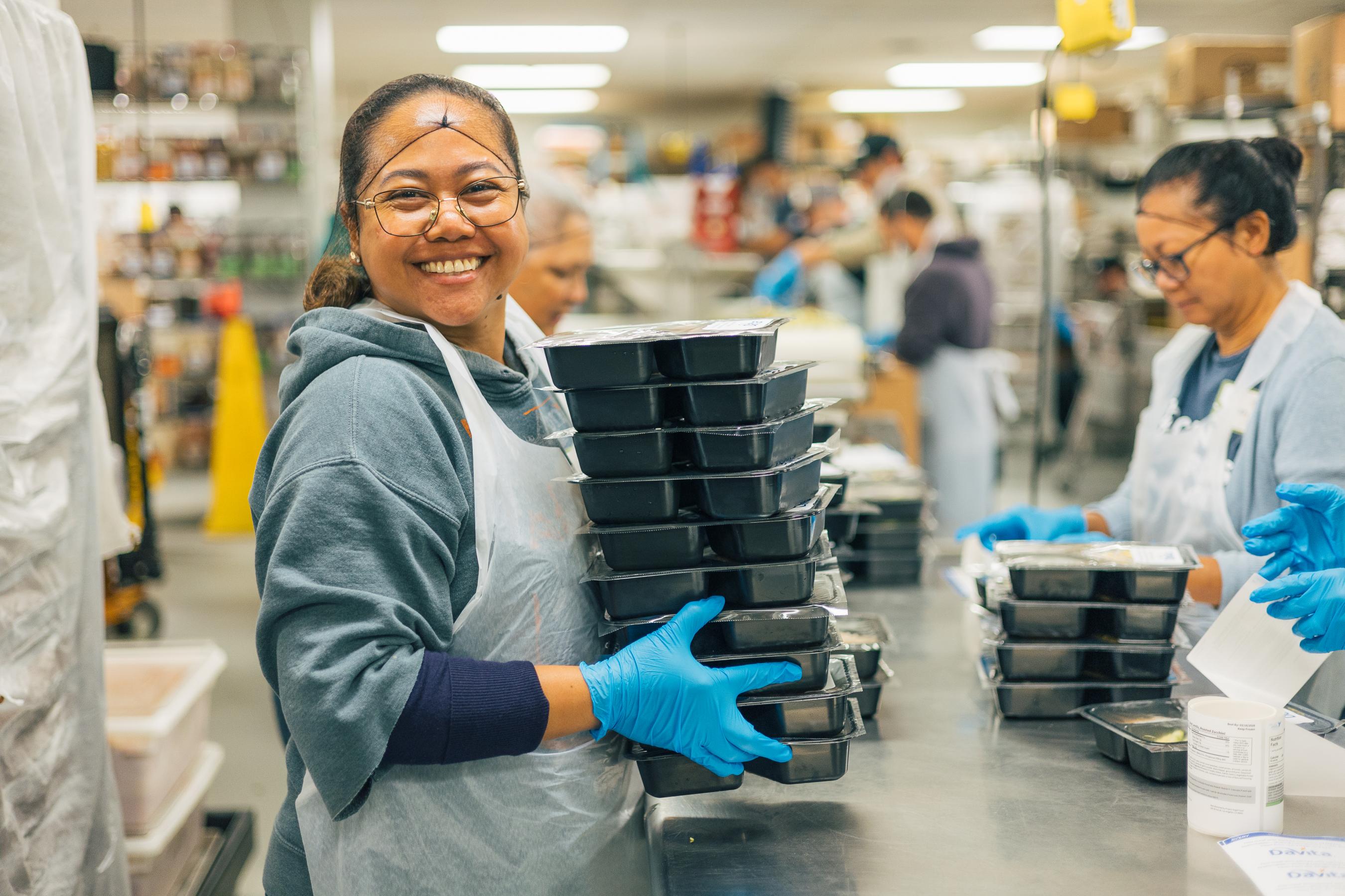 2,000+ Volunteer Hours: DaVita Teammates Connect with Communities ...